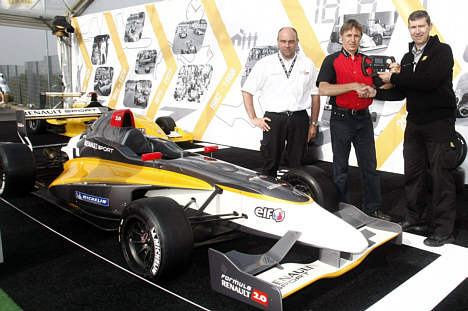 Motorsporten.dk - Formel Renault - Dansk team som første købere